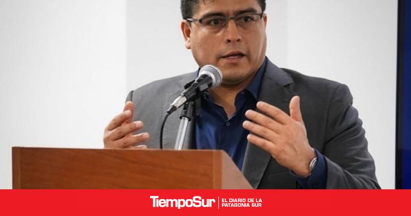 Claudio Vidal: "Todo lo que llega se destina a los salarios"